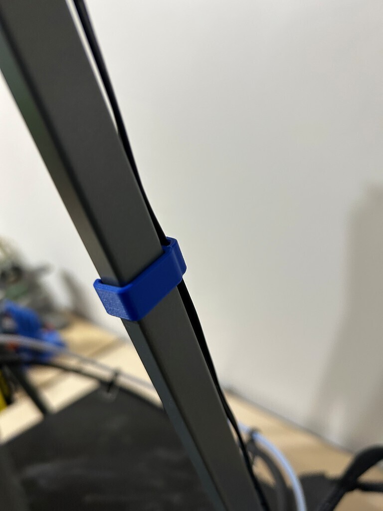 Ender3V3 Plus - Wire clip for frame strut・Free 3D File for ・Cults