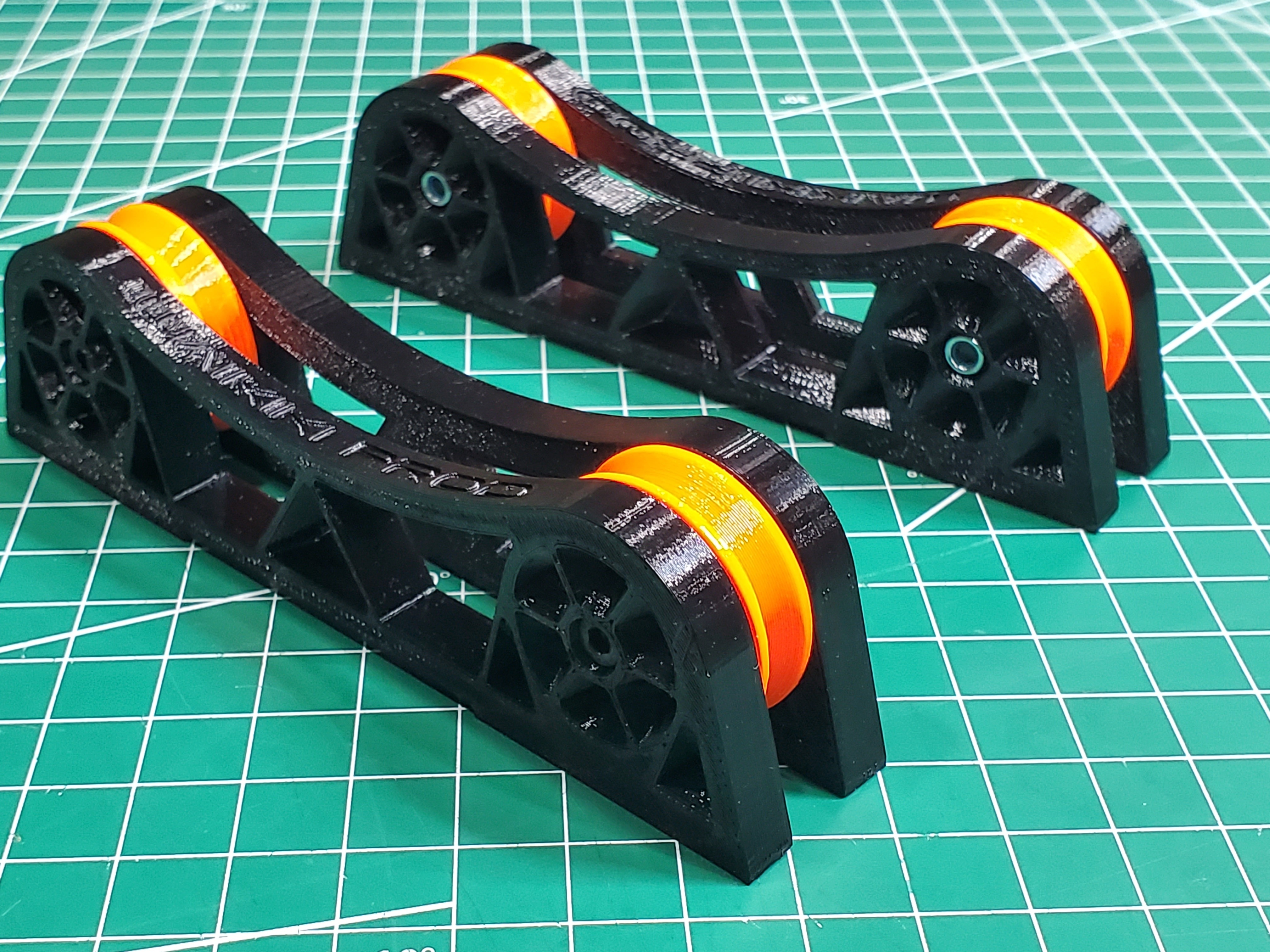 3D printing ATLAS - The universal strong spool holder・Cults