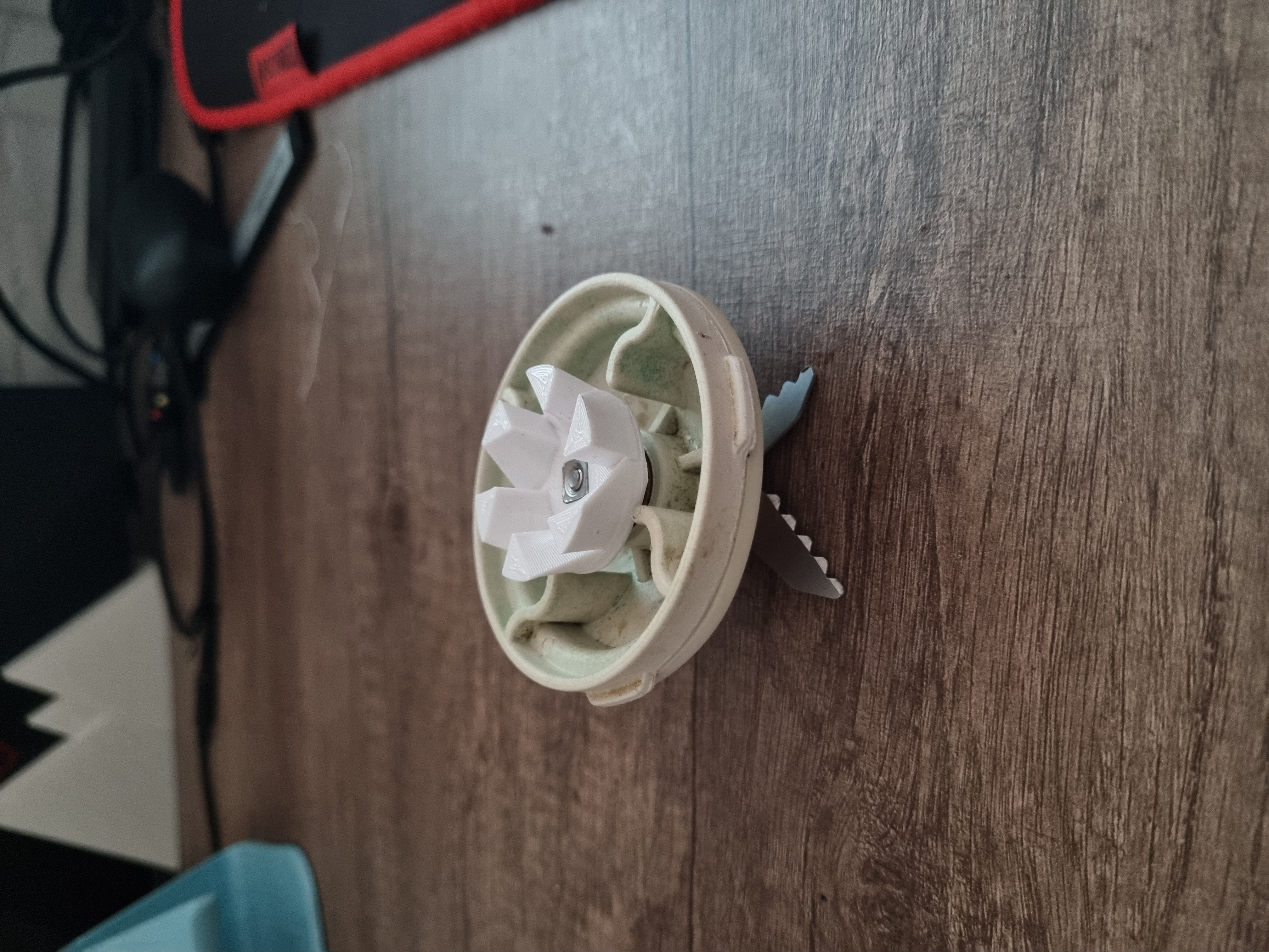 STL file Philips hr2000 Blender Attachment 👽・3D printable model to ...
