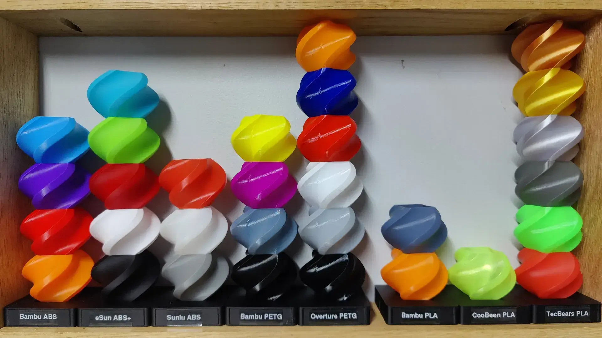 Free 3D file Stackable Filament Display Stand 🪢 ・3D printable object to ...