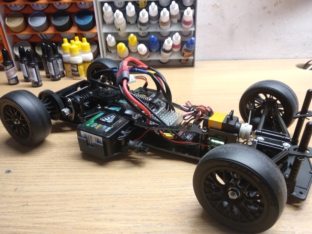 Fichier 3D gratuit Tamiya F103 LiPo Support de batterie D10 🚗 ・Modèle à ...