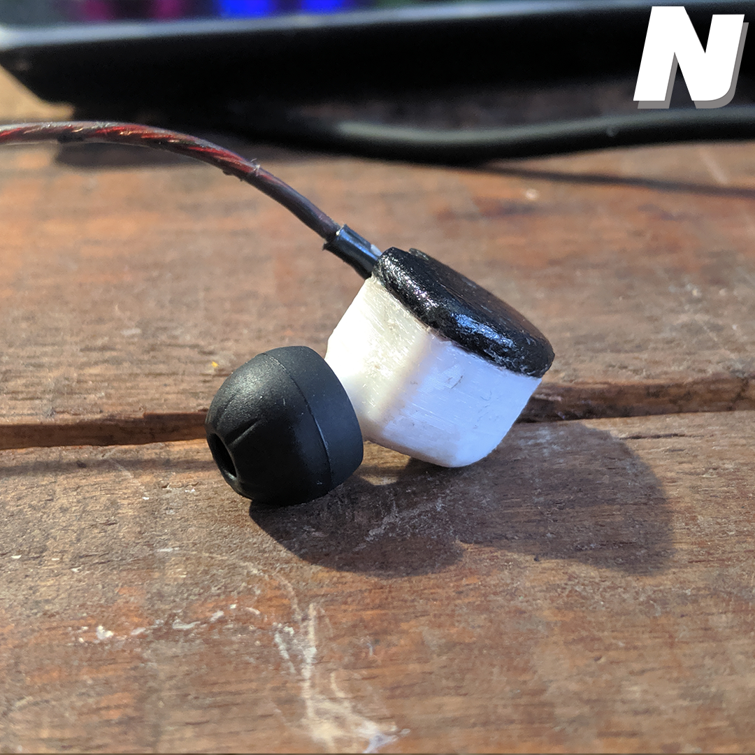 3D file IEM earphones body (kz hd9 type) 🎧 ・Model to download and 3D ...