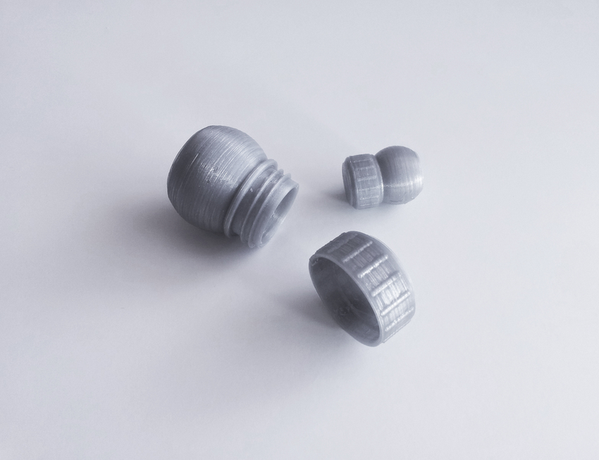 STL file Bottle and Screw Cap 30 🍾 ・3D printing template to download・Cults