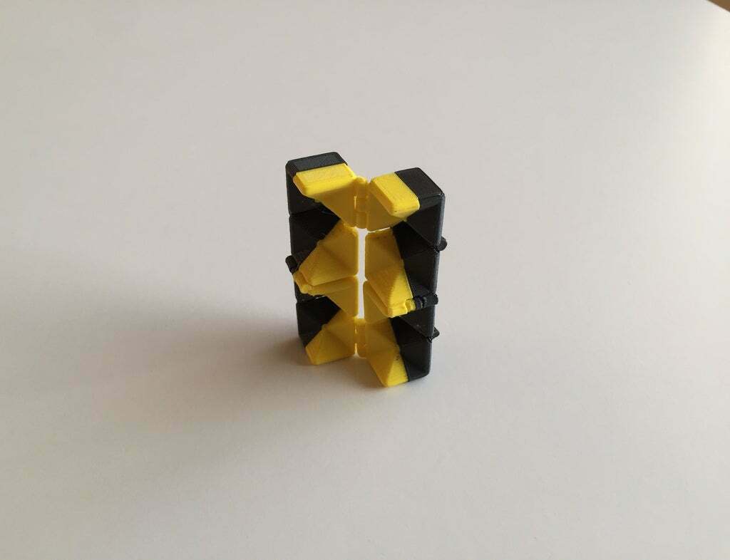 Free STL file 2 Color Fidget Star (Dual Extrusion) 🎨 ・3D printable ...