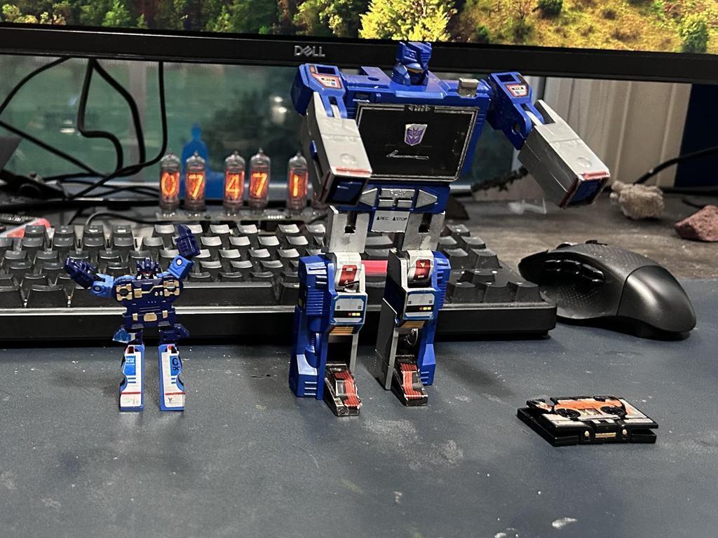 🤖 Transformers G1 Frenzy Leg Connector / Fix・Free 3D File for ・Cults