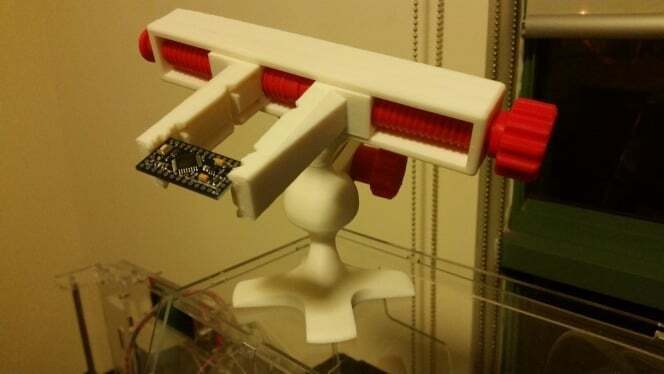 3D printed Fully printable PCB vise・Cults