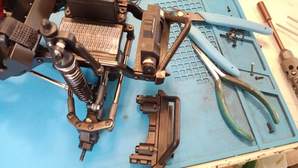 Free 3D file Ecto Enduro faux winch mount for Front bumper with stinger ...