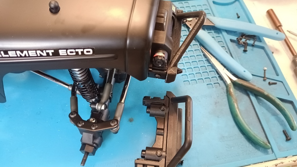 Free 3D file Ecto Enduro faux winch mount for Front bumper with stinger ...