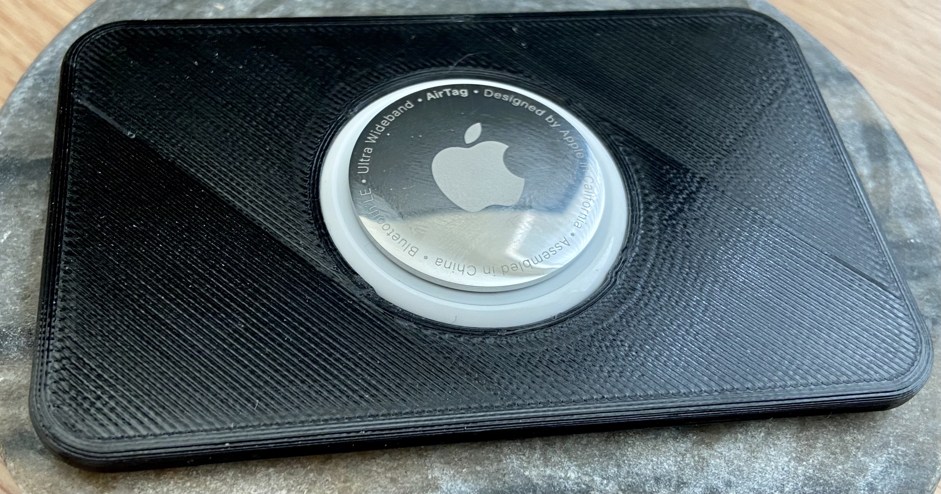 🍎 Apple AirTag Easy in/out wallet/purse holder・ STL File for ・Cults