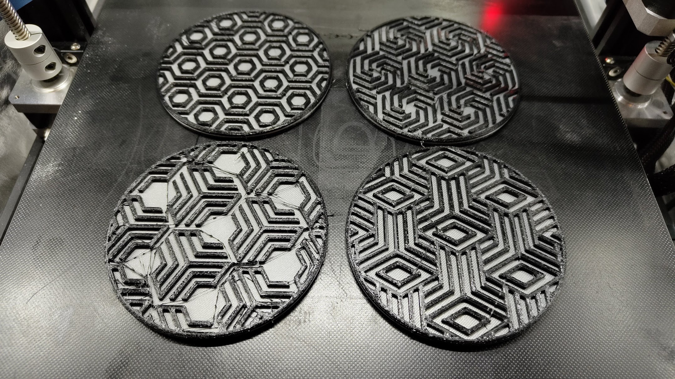 💍 Hex Pattern Coasters With Drip Ring・3D Print・Cults