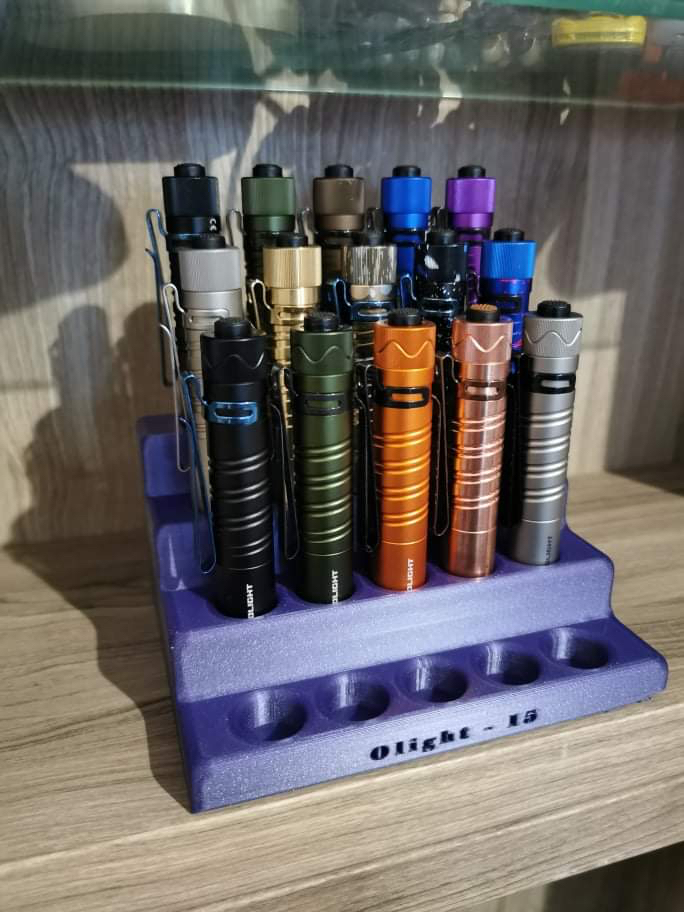 Datei STL Olight-Display - I5 🔌 ・Design für 3D-Drucker zum ...