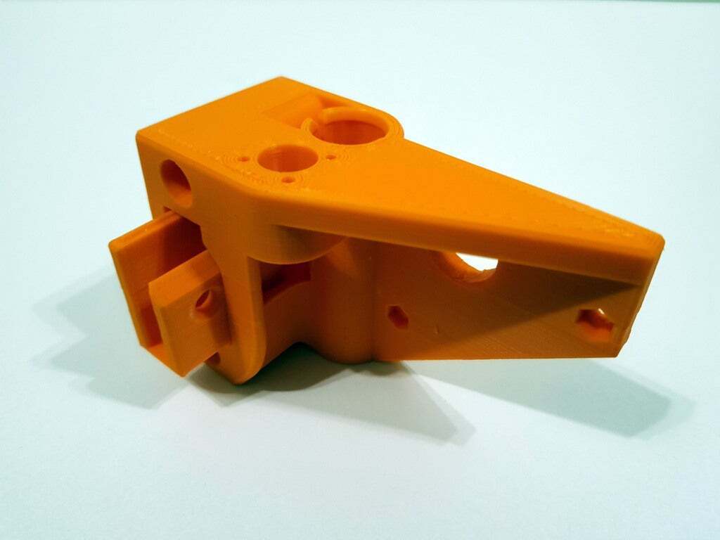 Free STL file Zonestar P802QR2 X Axis Extruder Mount with Tensioner 🔧 ...