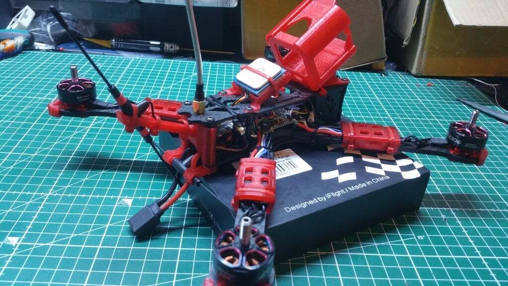 Free STL file Iflight XL7 Bn-880 GPS Mount 🚁 ・3D printing template to ...