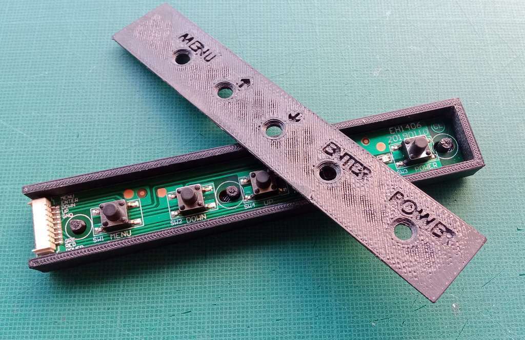 Free 3D file 5 button casing for screen ; boitier 5 boutons pour écran ...