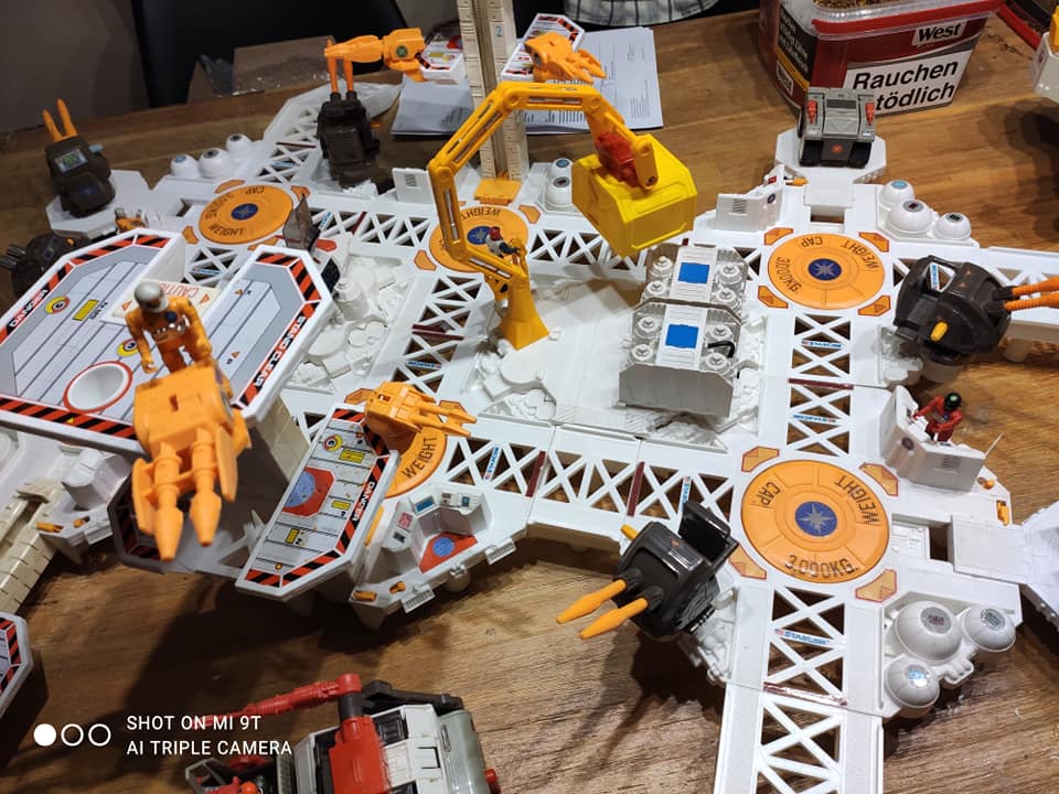 STL file Starcom - Starbase Station - Cargo bay crane extension 🚉 ...