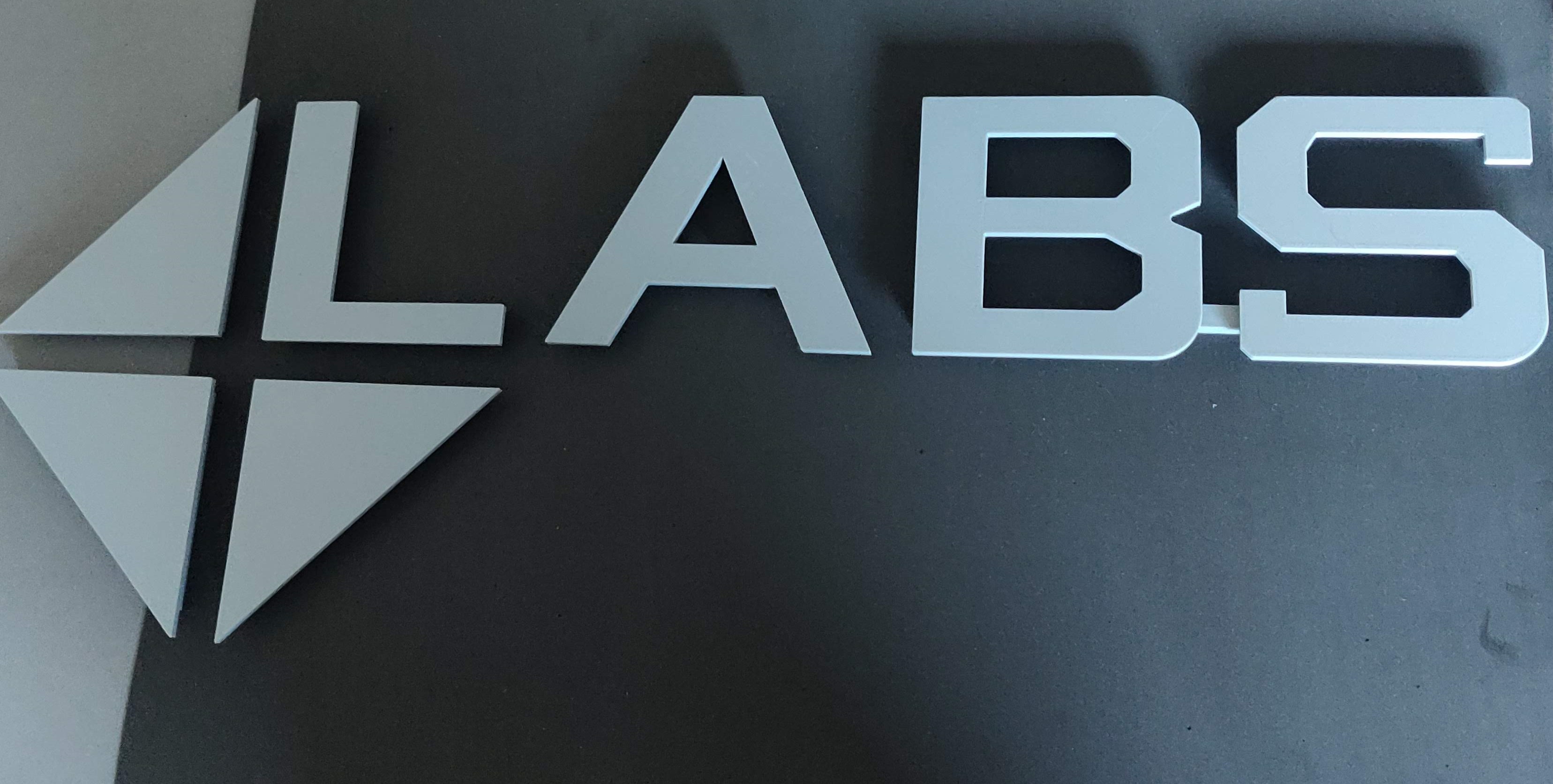 STL file Escape From Tarkov Labs 🎨 ・3D printable model to download・Cults