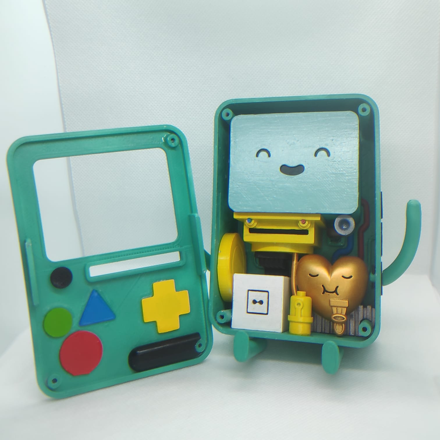 🎨 BMO - with show accurate internal parts!・3D Print with the Artillery ...