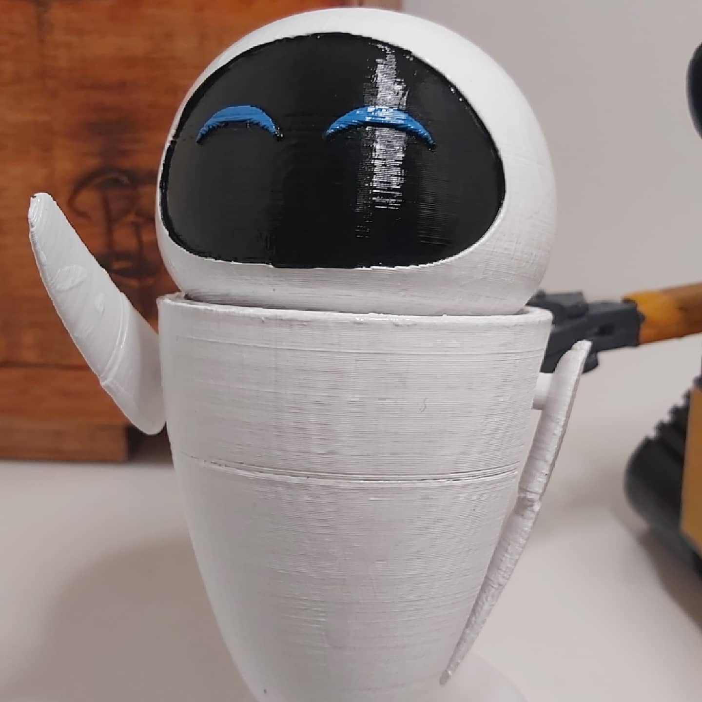 Free STL file figure eva movie wall-e 🎬 ・3D print design to download・Cults