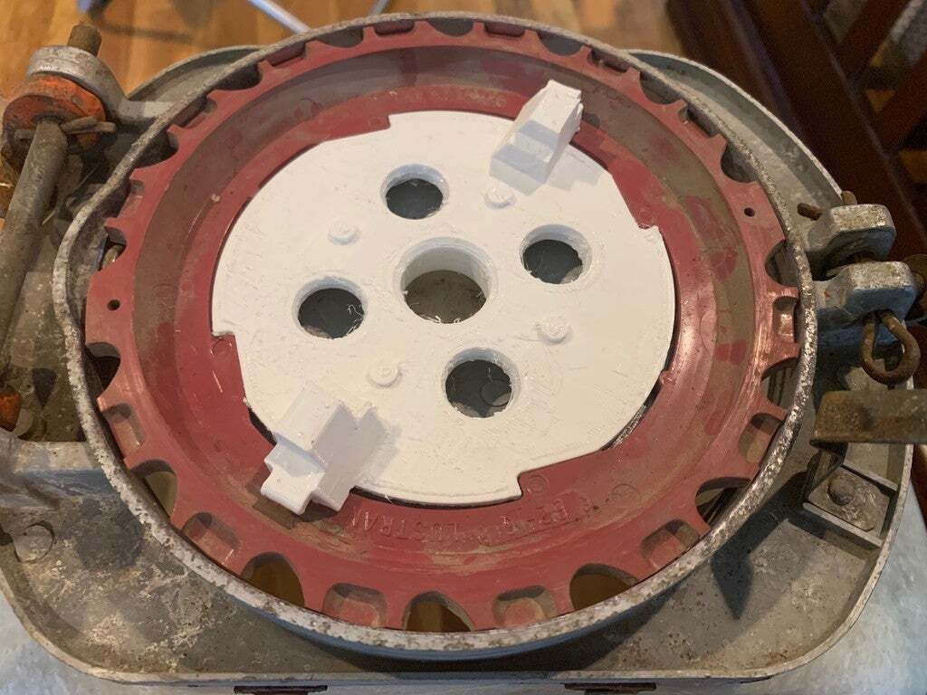 🚜 Allis-Chalmer to John Deere Lustran Seed Plate Adaptor MC4300・Free ...