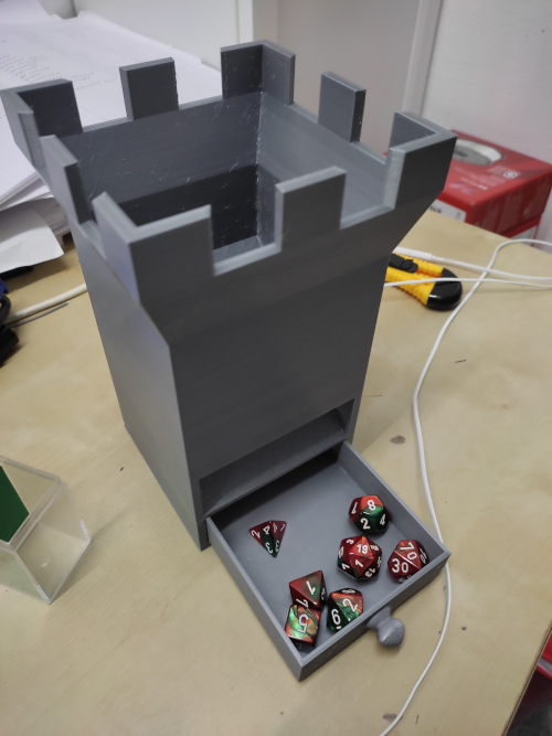 🎲 Dice tower with tray・Free STL File for ・Cults