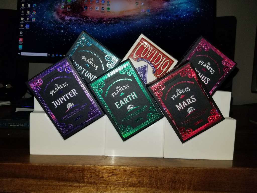 Free STL file Diagonal Playing Card Stand 🎲 ・3D printer model to ...