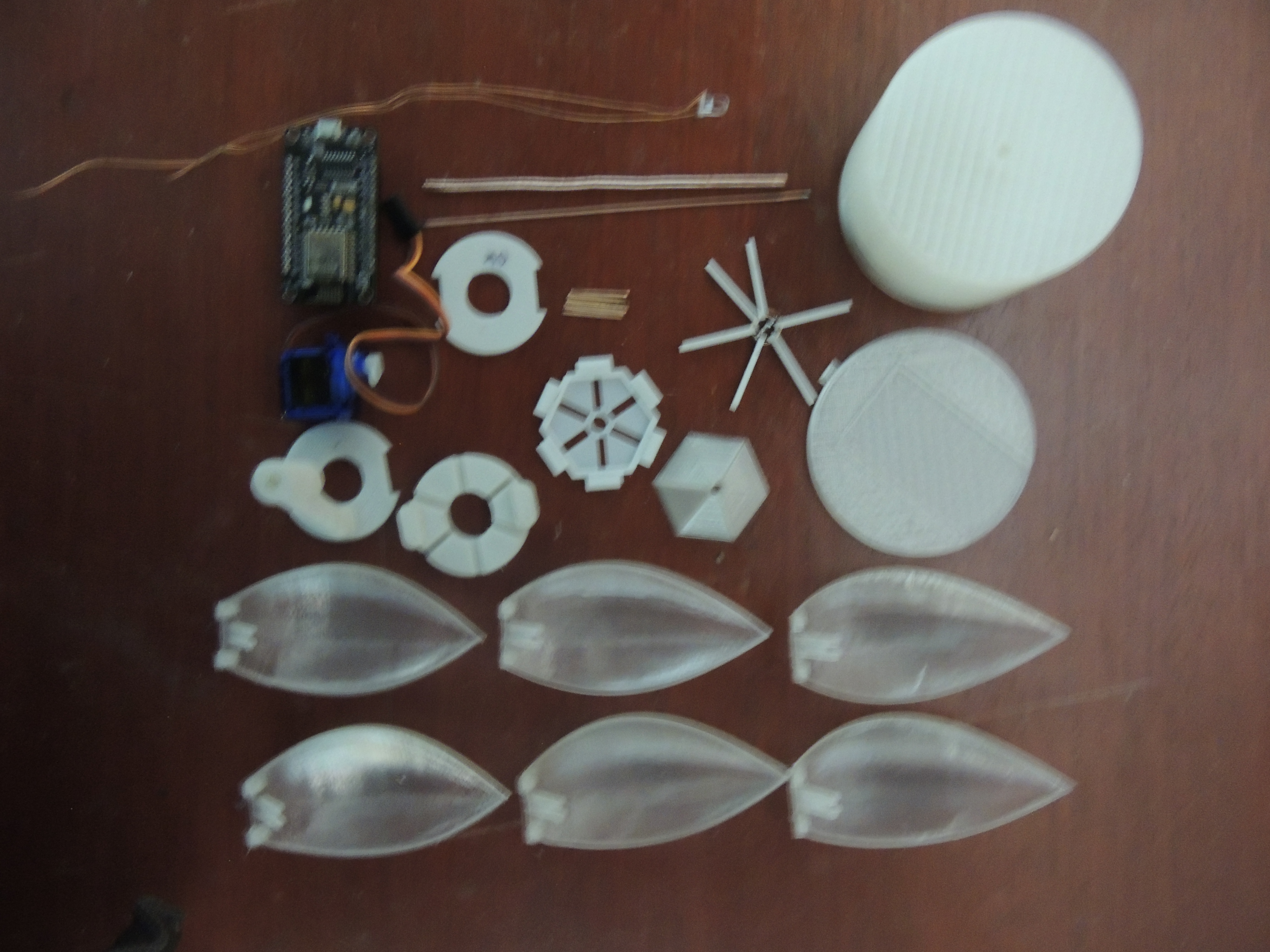 STL file mechanical lotus flower 🪷 ・Model to download and 3D print・Cults