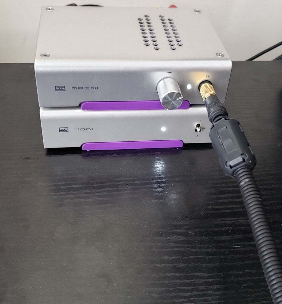 🎵 Schiit Bracket・Free STL File for ・Cults