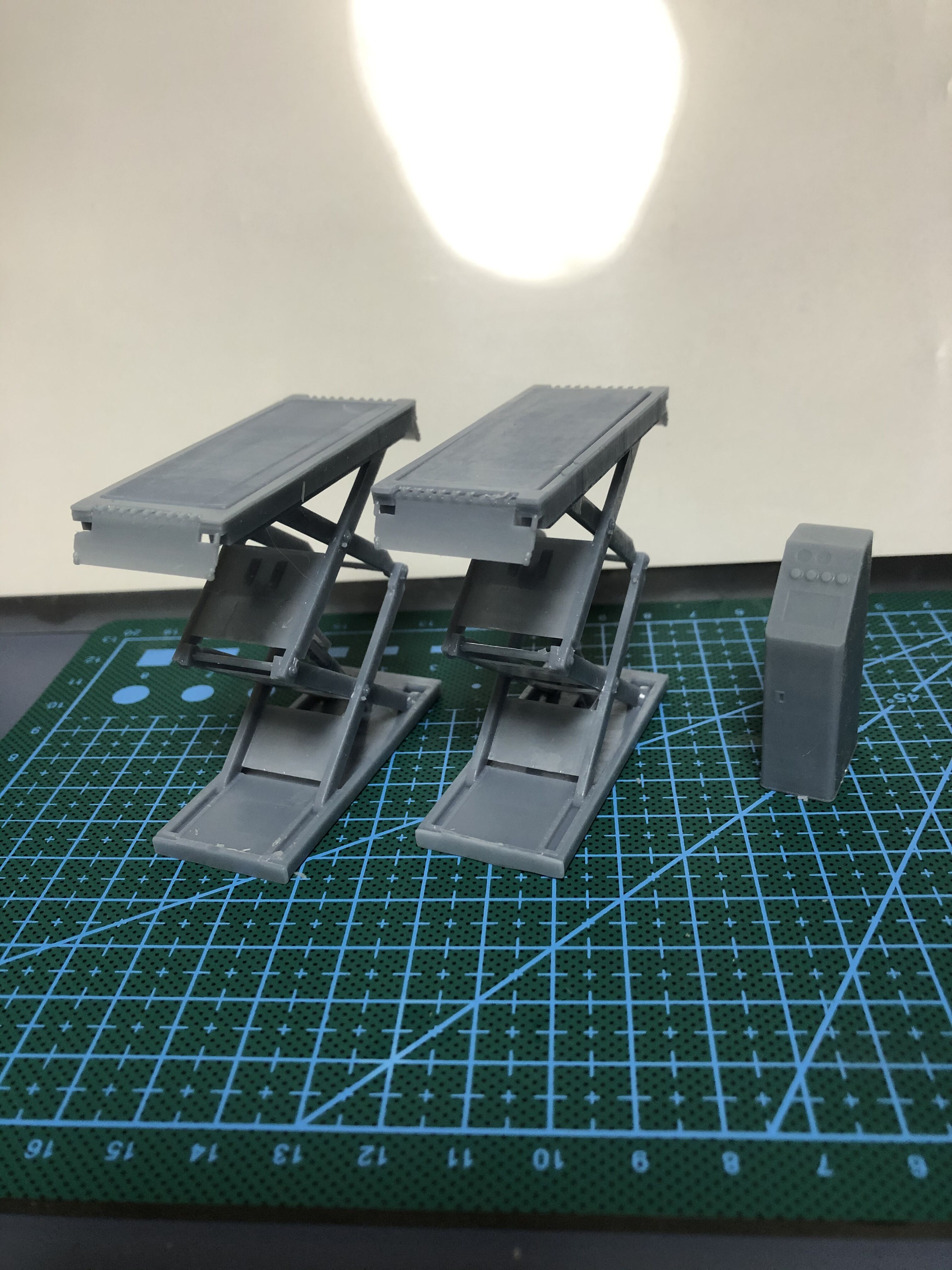 STL file 1/24Scale Pantagraph type Lifter 👽 ・3D print design to ...