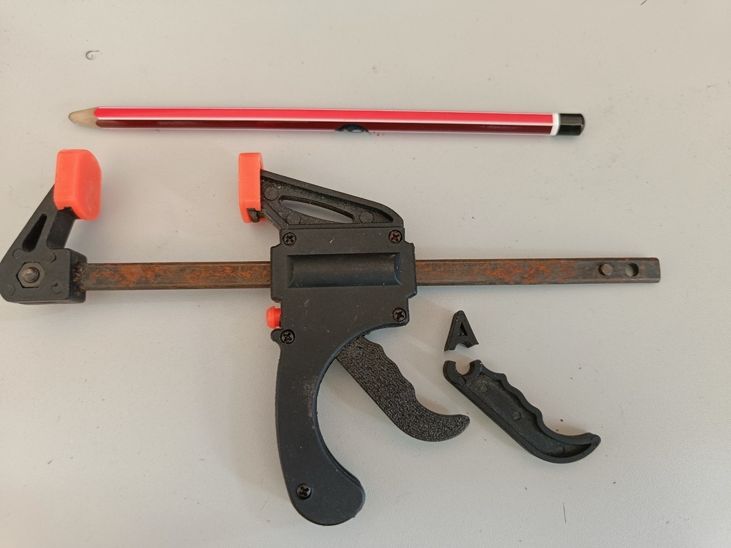 Free 3D file 100mm (4inch) quick clamp trigger 🗜️ ・3D printing template ...