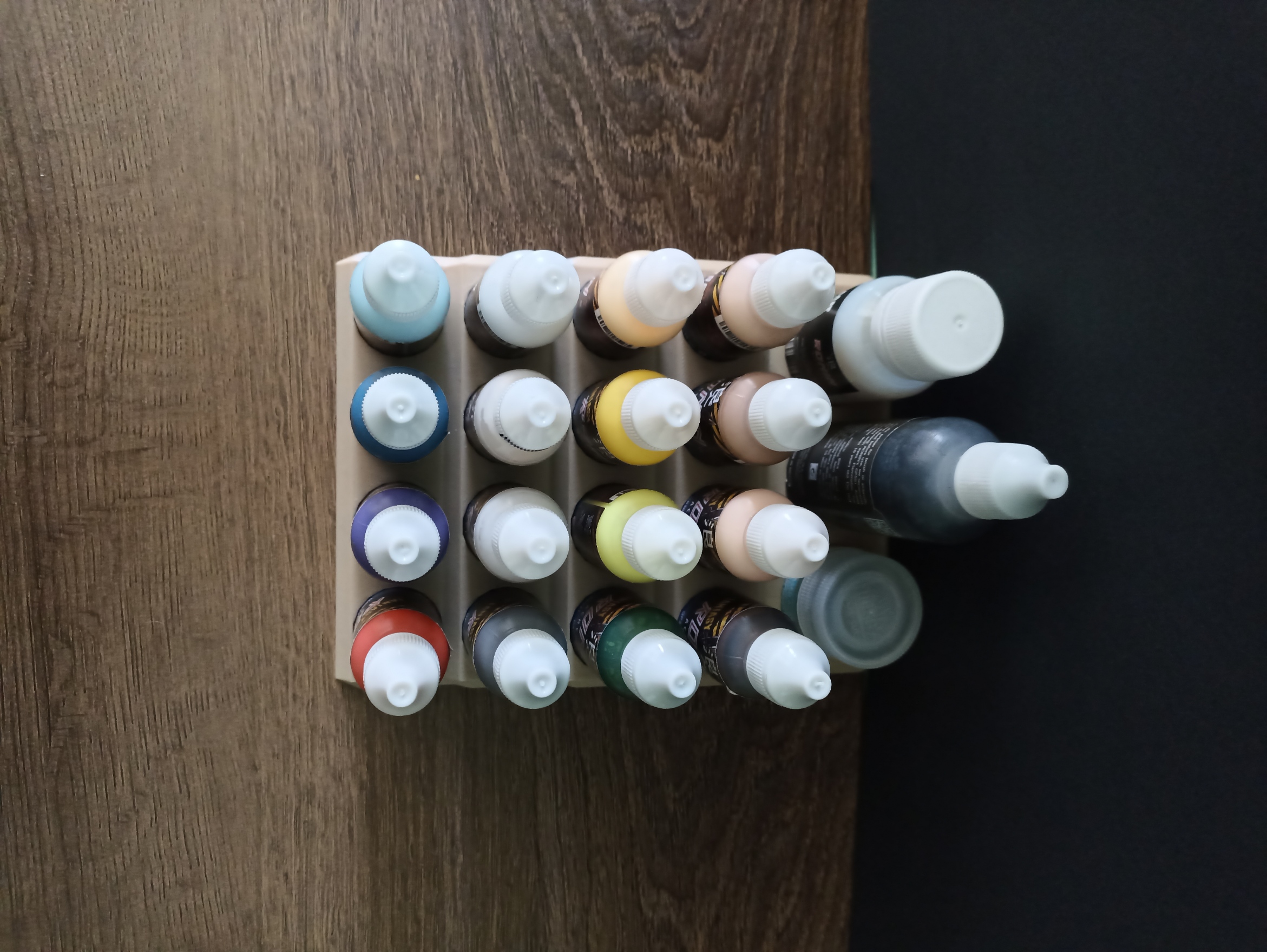 STL 文件 Ronin paint rack 🎨 ・可下载 3D 打印设计・Cults