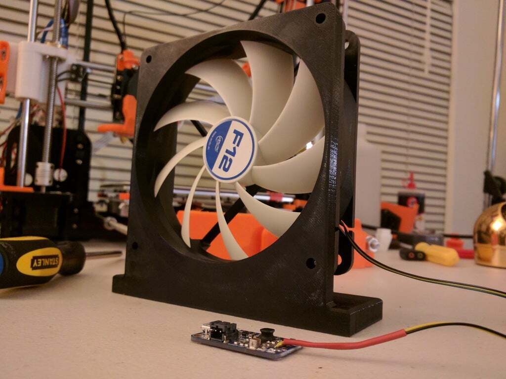 Free STL file 120mm Fan Base 👽 ・3D printable model to download・Cults