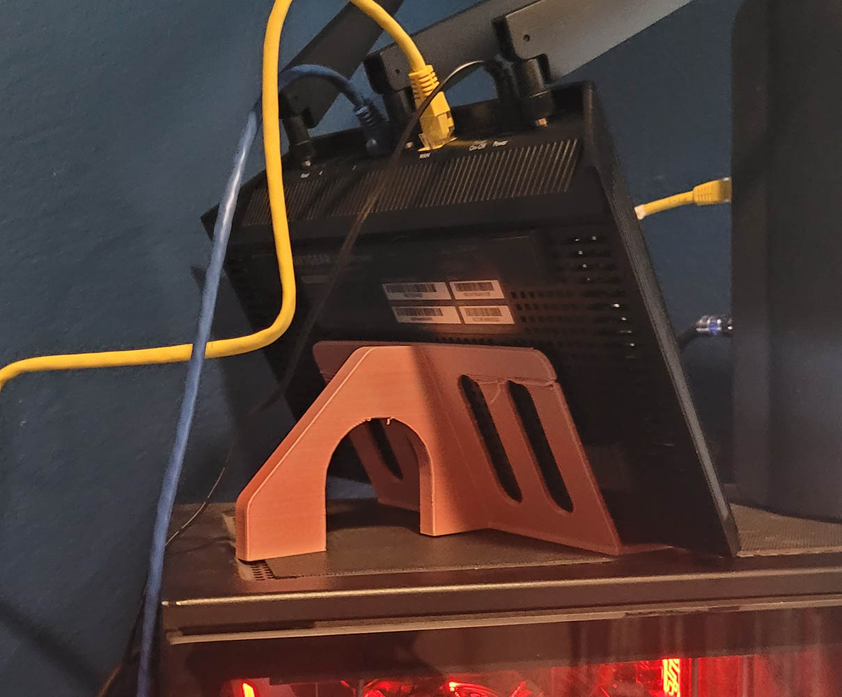 Free STL file Wifi router stand (for Netgear Nighthawk) 🏠 ・Design to ...
