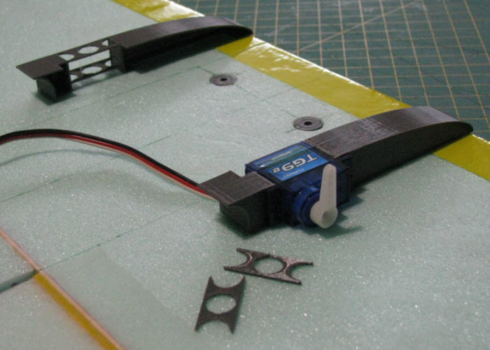 Free 3D file Wing Servo Mount for Foam RC Model 🪶 ・Model to download ...