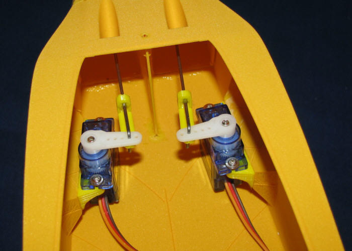 🔒 Servo Push Rod Lock (0.8-1.2mm Wire)・Free 3D File for ・Cults