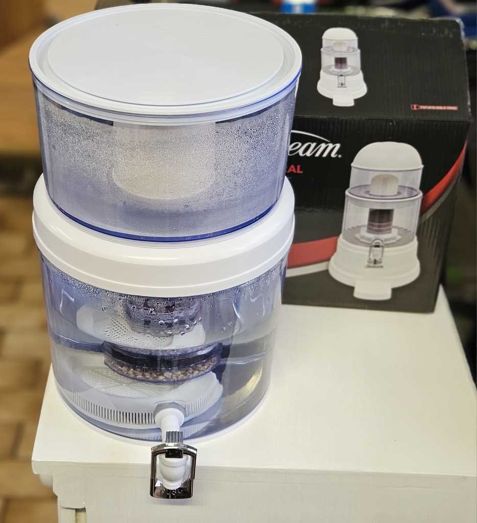 Free STL file Mineral Water Pot Space Saver lid 🚰・Object to download ...