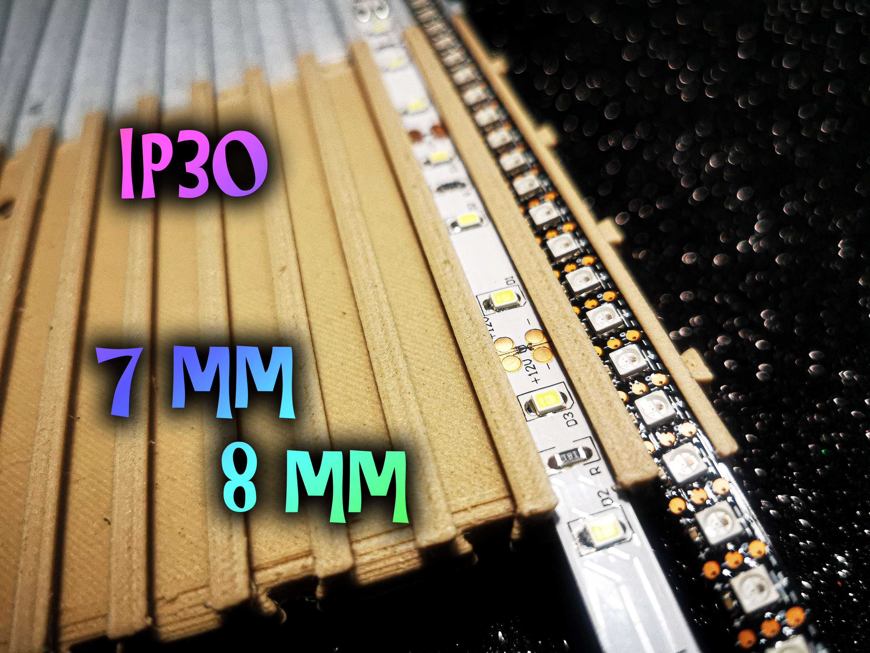 STL file PARALLEL PANELS FOR LED STRIPS (110X110MM) 8mm 🔧 ・3D printable ...