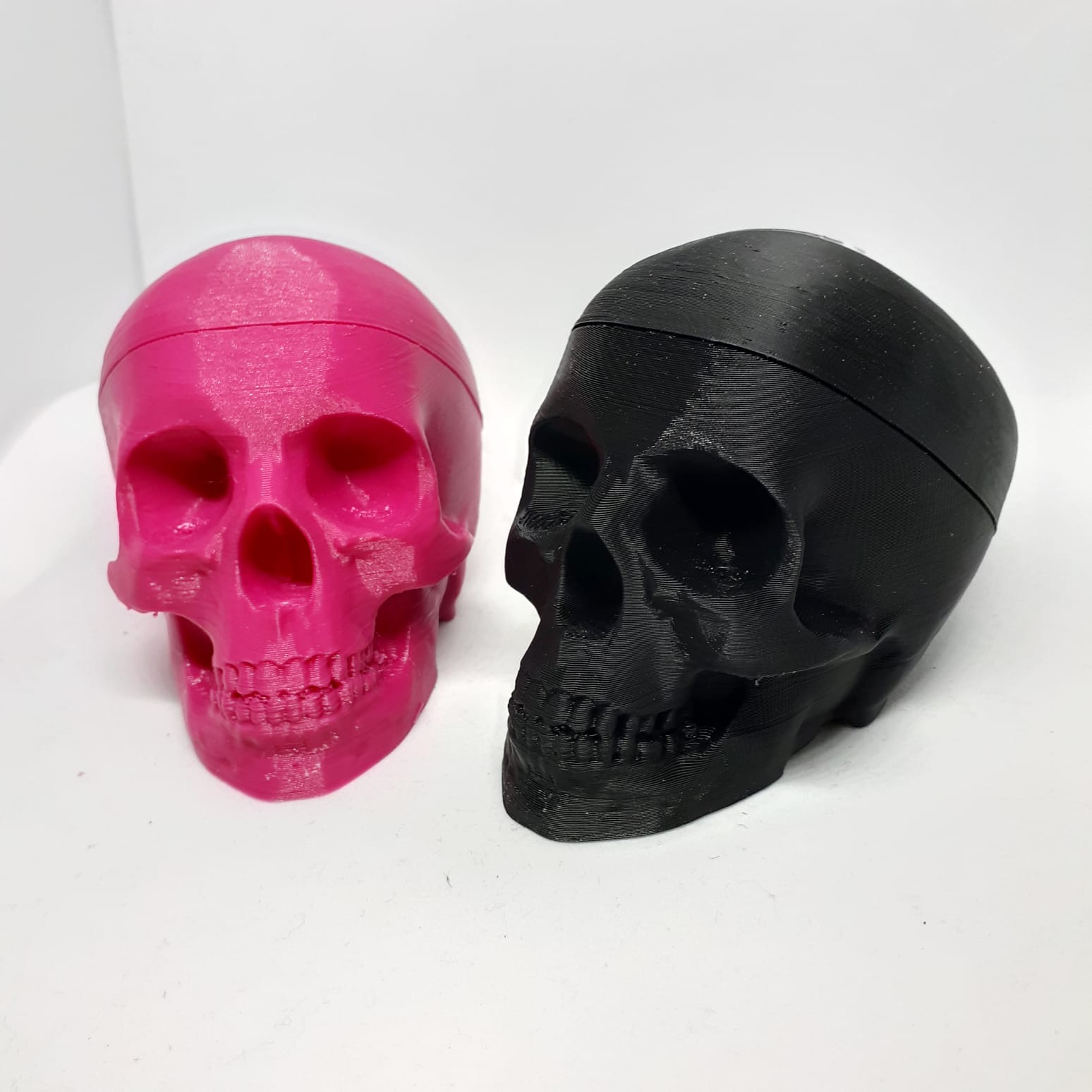 STL file skull grinder 💀 ・3D printable model to download・Cults