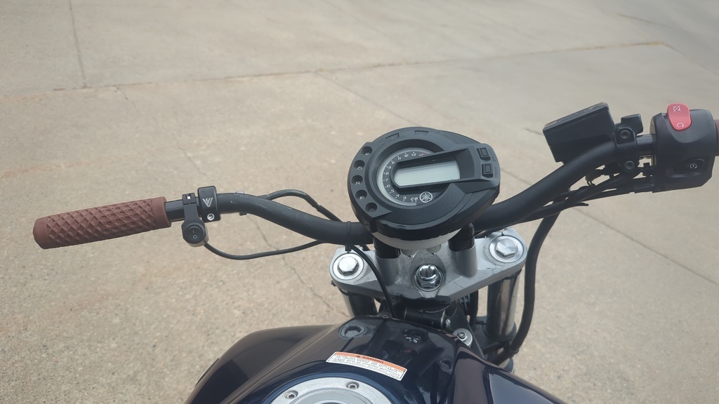 Free 3D file 2004-06 Yamaha FZ6 Speedo/tach mount 🚗 ・3D printable model ...