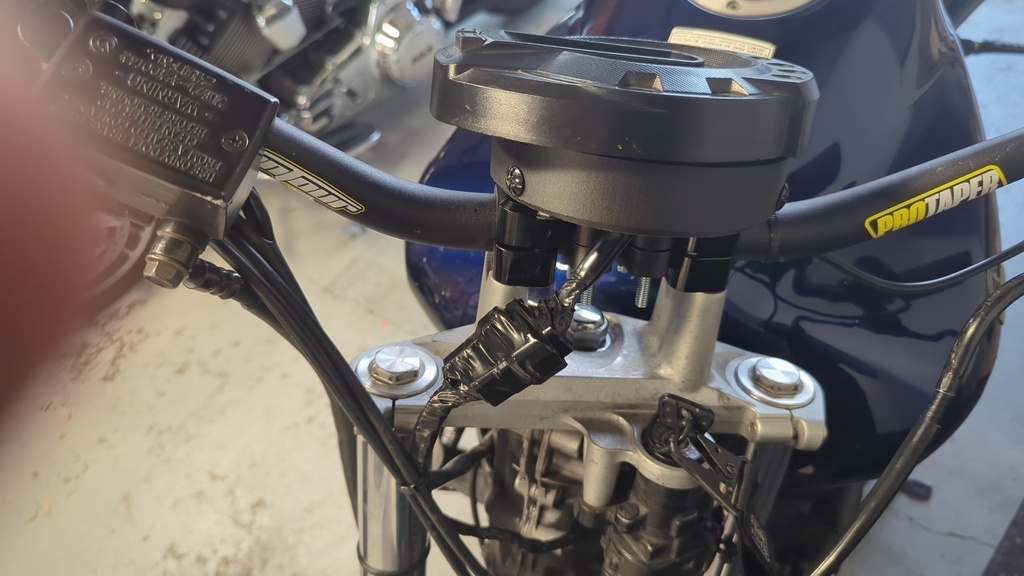 🚗 2004-06 Yamaha FZ6 Speedo/tach mount・Free 3D File for ・Cults