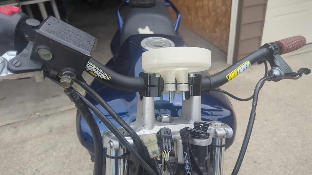 Free 3D file 2004-06 Yamaha FZ6 Speedo/tach mount 🚗 ・3D printable model ...