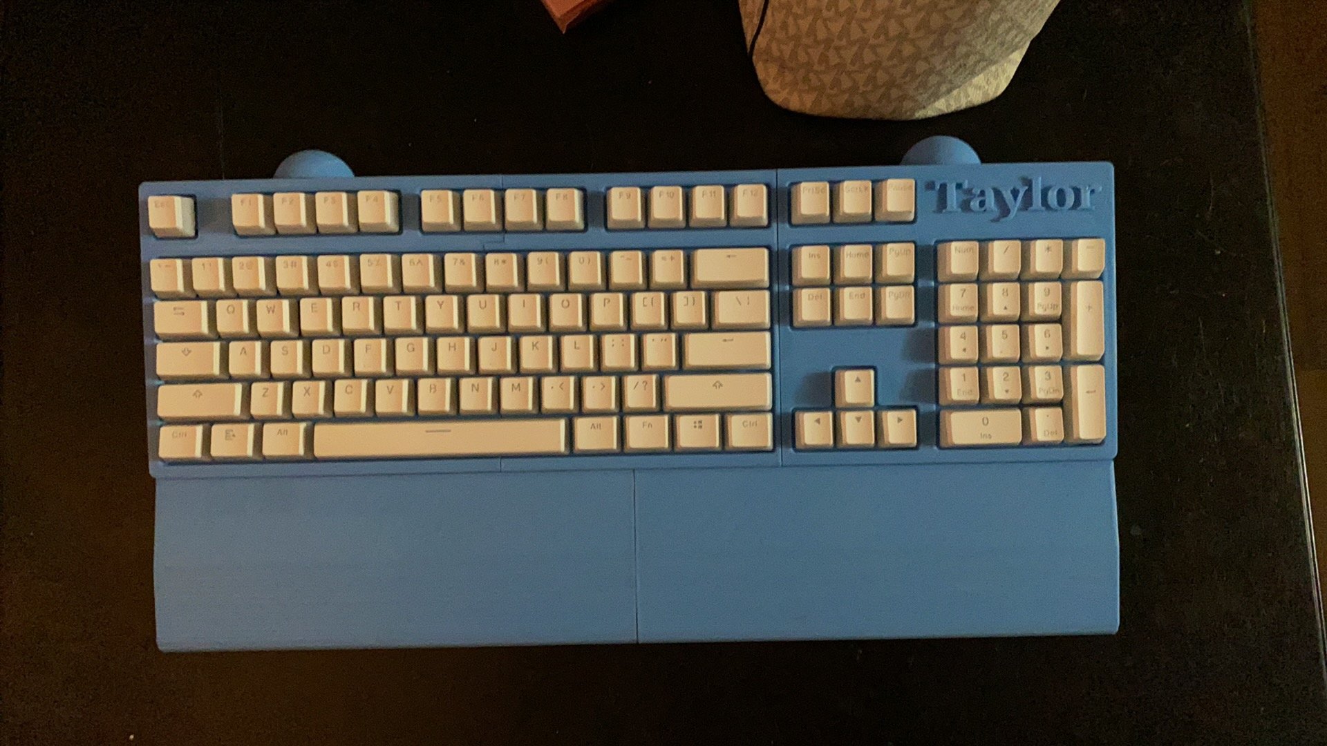 ⌨️ Mechanical Keyboard - MECH-104・3D Print・Cults