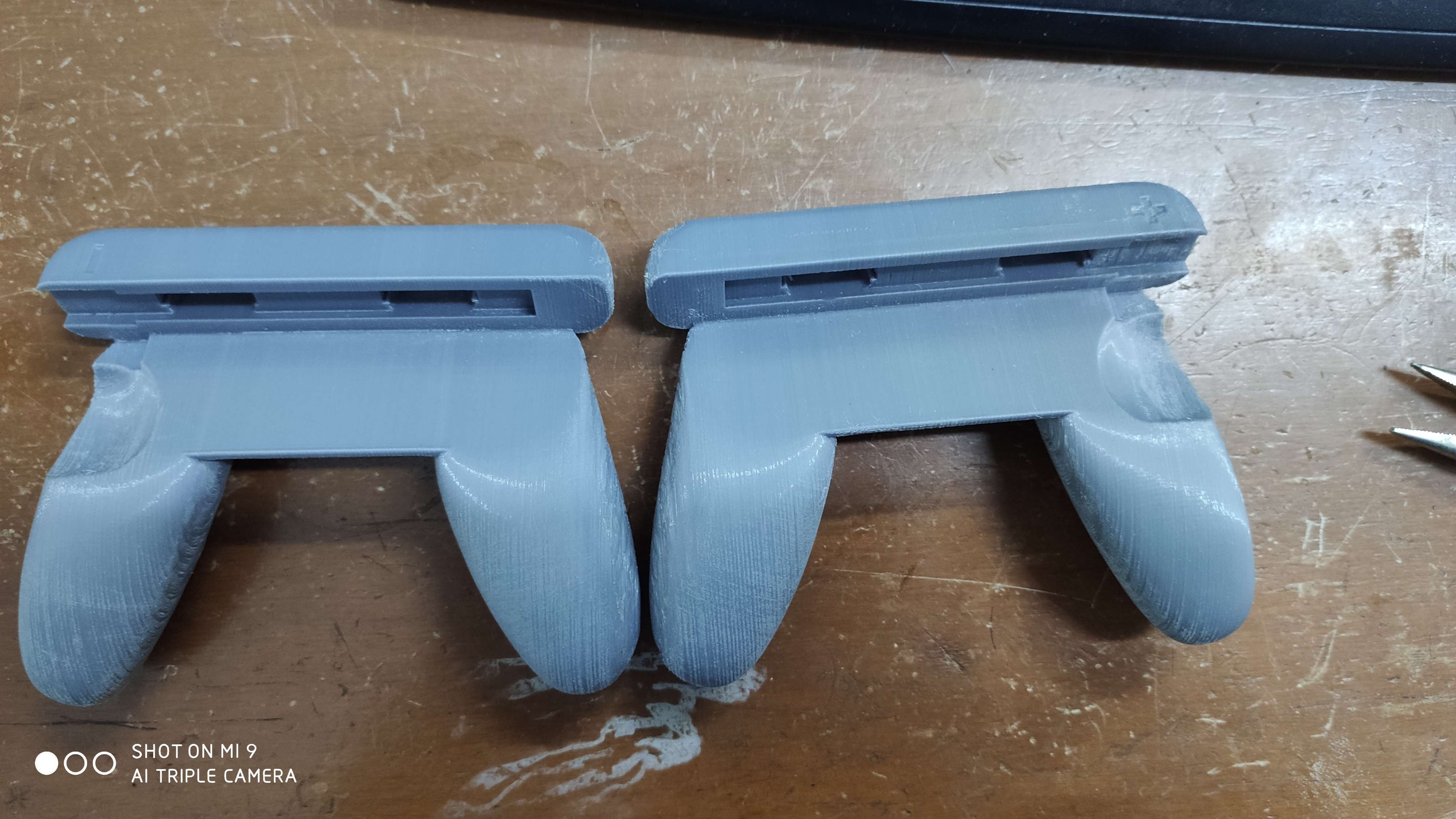 3D printable Nintendo Switch Single Joy-Con Grip + And -・Cults