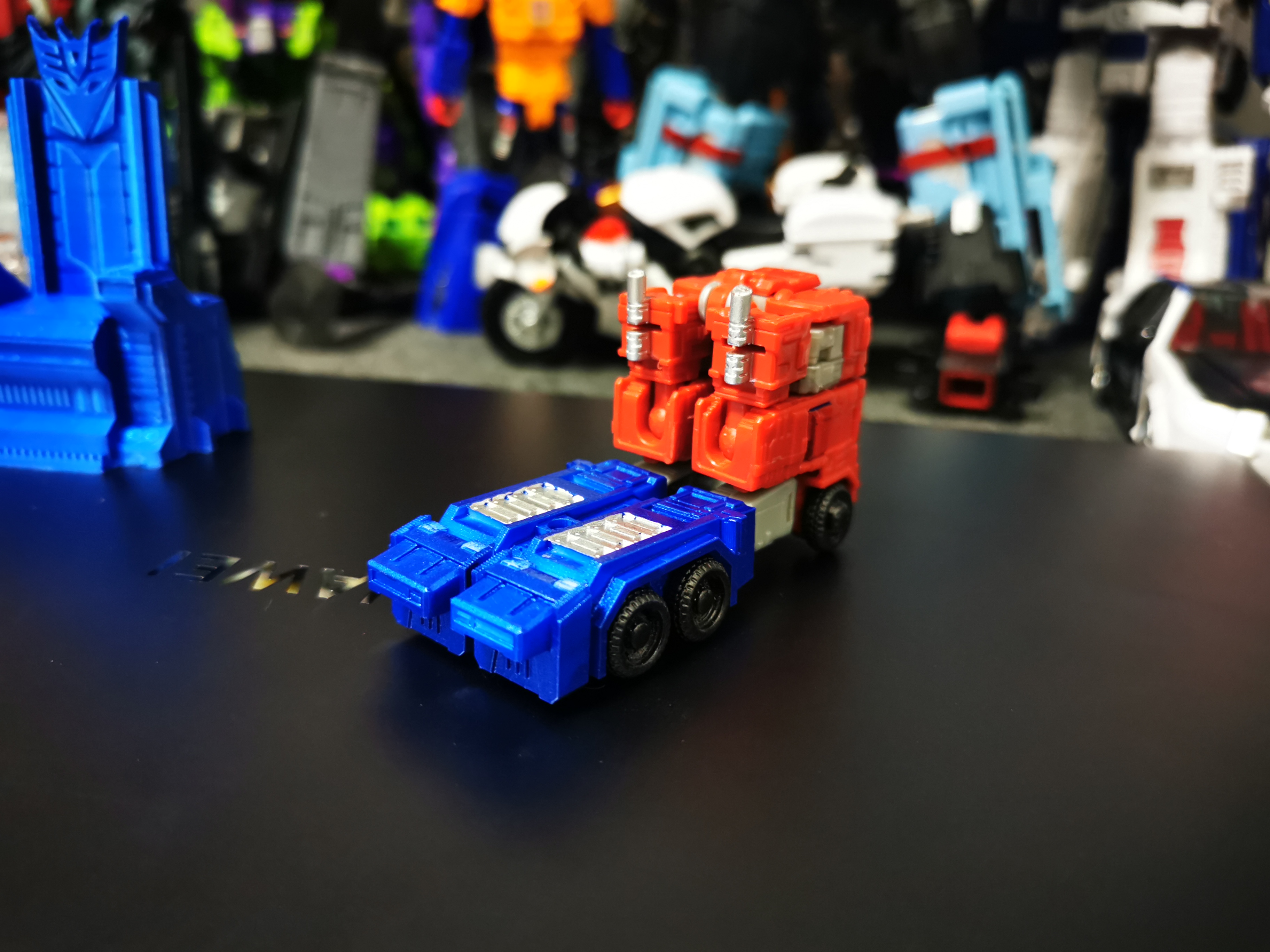 🤖 Transformers Kingdom OPTIMUS PRIME Legs・ STL File for ・Cults