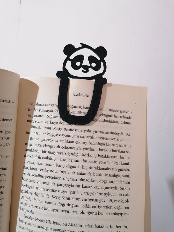 STL file PANDA BOOKMARK 🐼 ・Template to download and 3D print・Cults