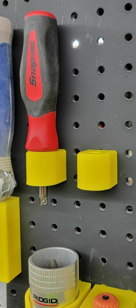 🪛 1/4 drive socket screwdriver pegboard mount・Free 3D File for ・Cults