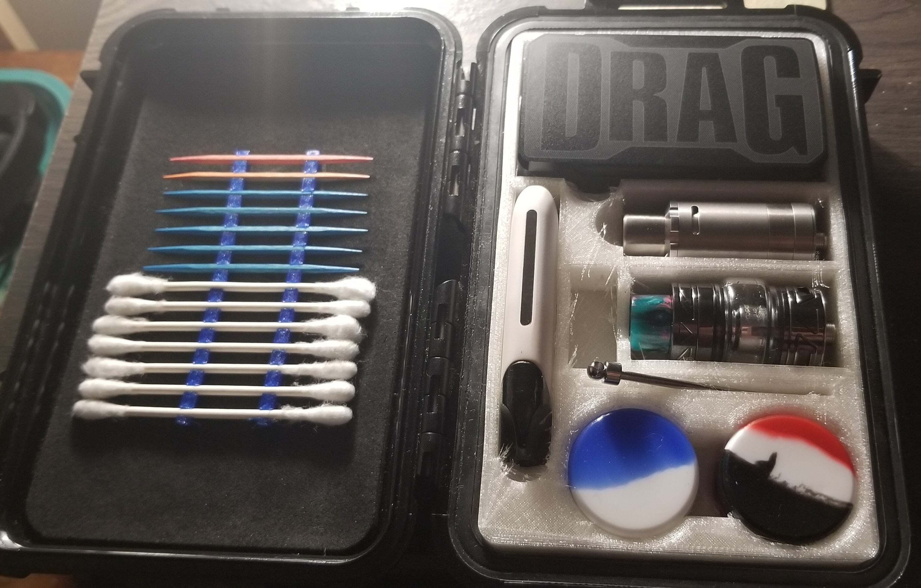 Archivo STL gratuito 1040 Micro Pelican Case insert 👽 ・Objeto para ...