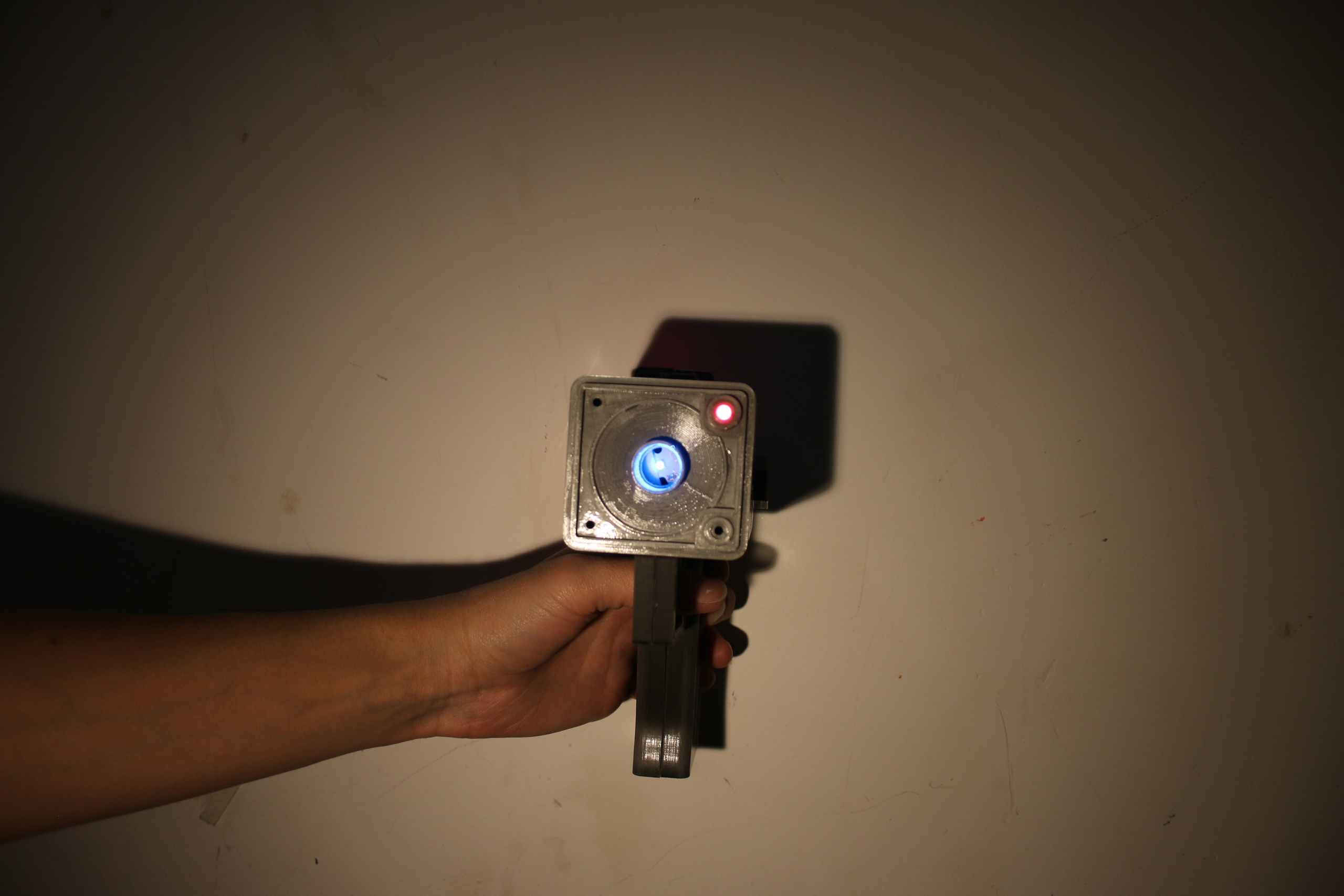 STL file EMF Visualizer 🎲 ・3D printing design to download・Cults