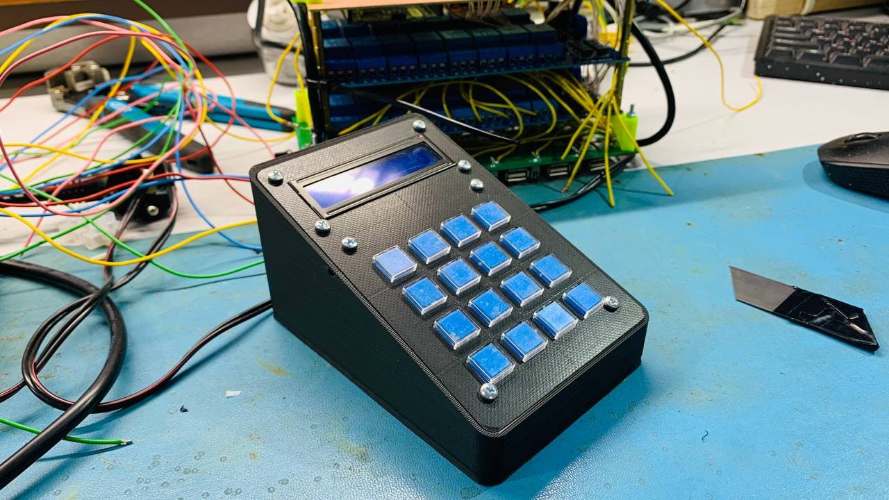 📱 1602 lcd i2c, robotdyn-4x4-keypad・ STL File for ・Cults