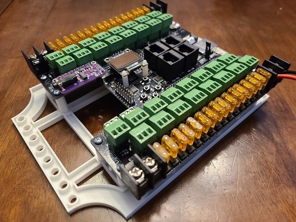 🏠 Kulp K32 Bud Industries NBF 32022 Mount・Free STL File for 3D printing・Cults