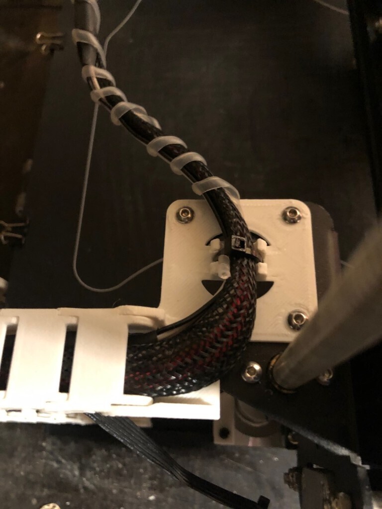 Free STL file Cable chain instead of extruder motor 🔌 ・3D print object ...